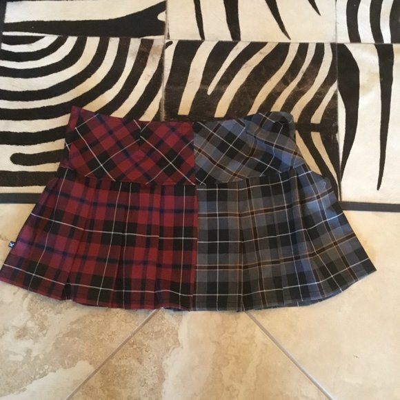 Tripp nyc | Skirts | Hot Topic Royal Bones For Tripp Skirt Size 3x New ...